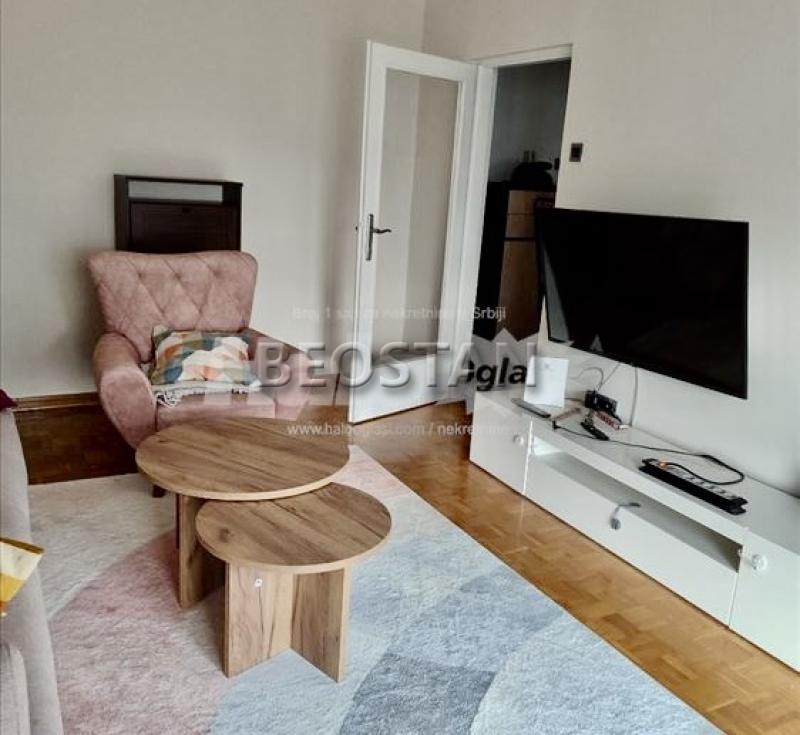 Novi Beograd - Blok 63 #64125 650 €