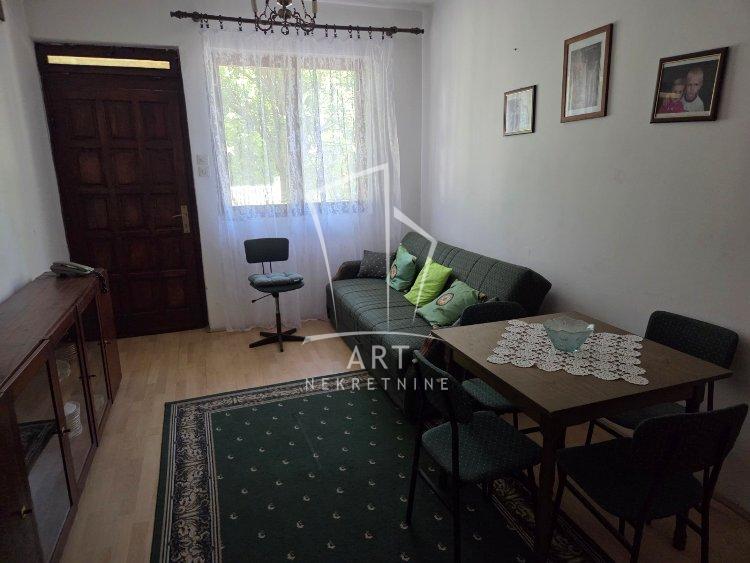 Palilula, namešten 3.0 stan, sa dvorištem, mereno 64m2 ID#16071 400 €