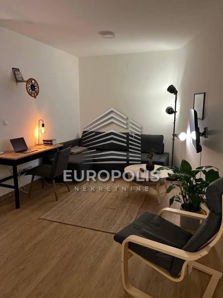 Moderan, kompletno opremljen, sa parkingom ID#8317 125.000 €