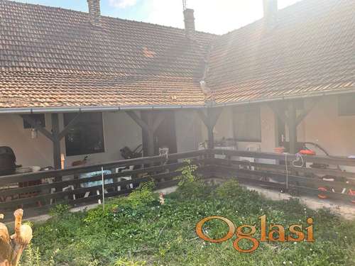 Porodična kuća u srcu Starog Futoga 153m2, HITNO!