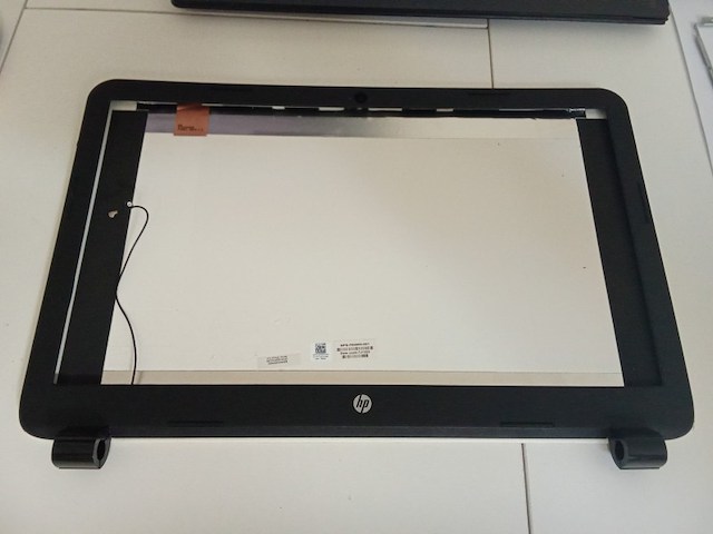 Kuciste ekrana za laptop HP 15-g208nm