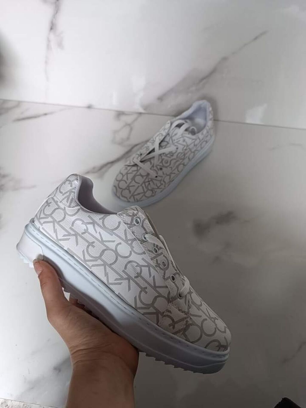 Broj 36-40 Cena 4200din