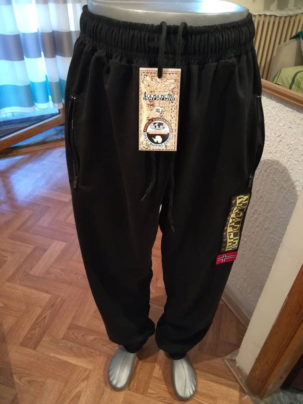 Donji deo trenerke, 4XL (EU 60), bоја - Crna, Pamuk