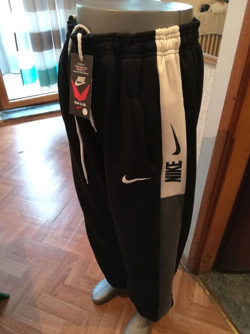 Donji deo trenerke, 4XL (EU 60), Nike, bоја - Crna, Pamuk