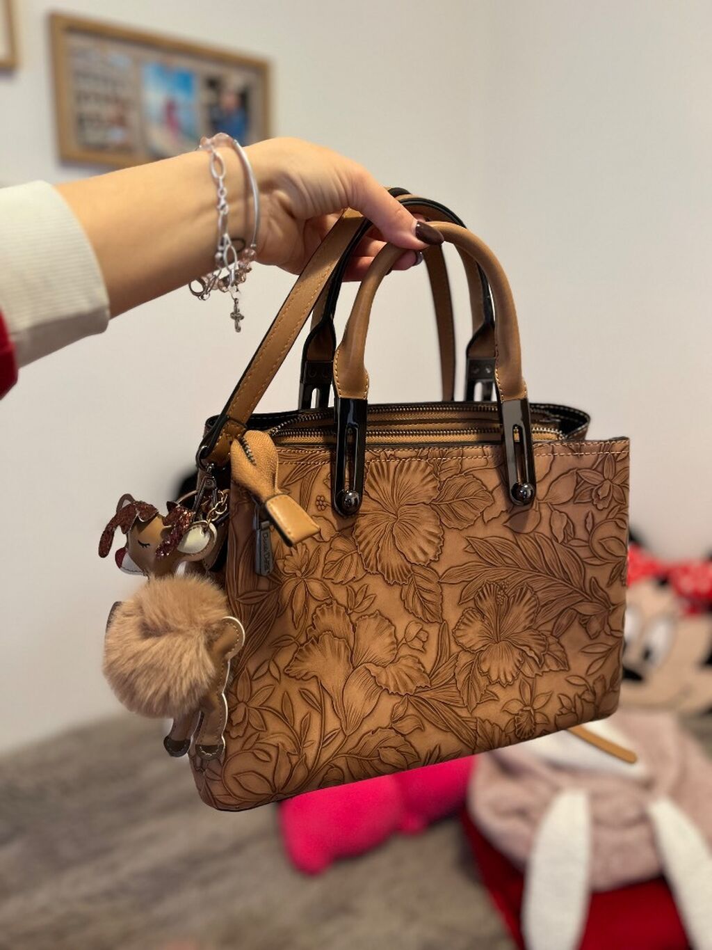 Kožna torba akcija nova original koza 3000 din plus poklon gratis