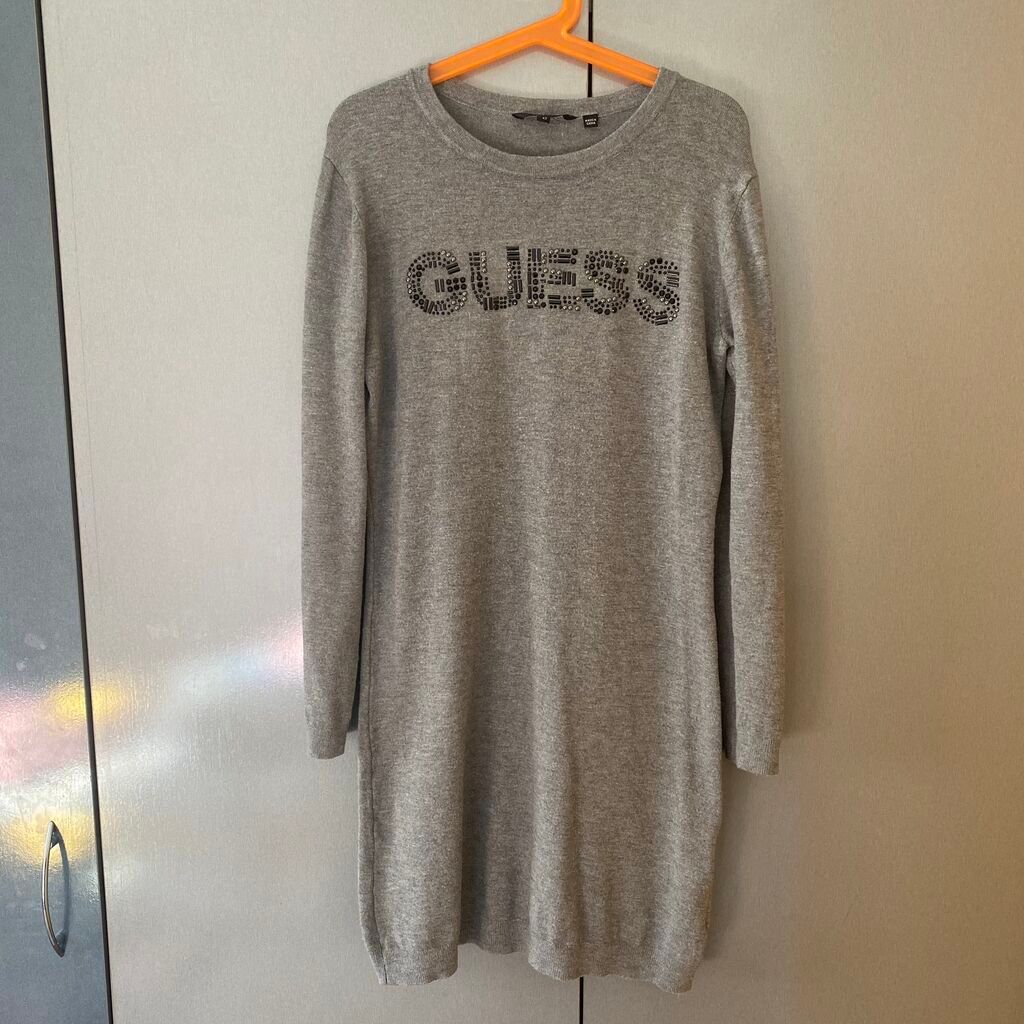 Prelepa original Guess haljina za devojcice Nije puno nosena,u super