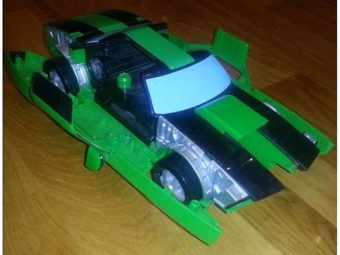 Auto ben 10. Original! Rasklapa se ben ten kevin levin car vehicle
