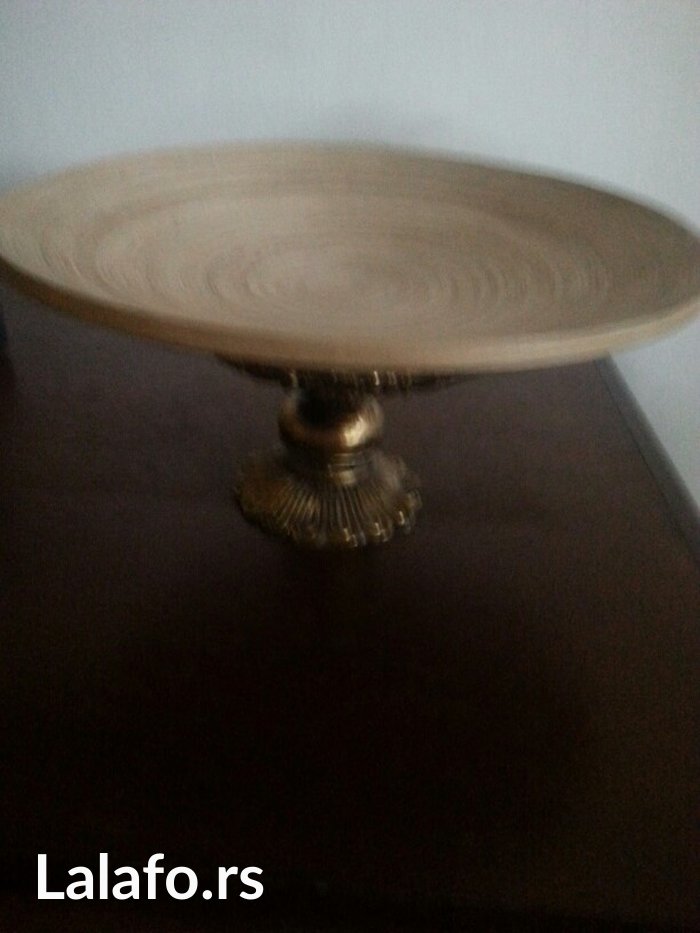 COIN CASA-CINIJA DRVO SA MESINGOVANIM POSTOLJEM MADE IN ITALY
