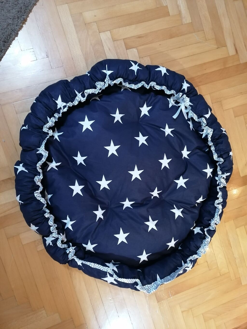 Bebi gnezdo 2990 Dimenzije mogu da se menjaju