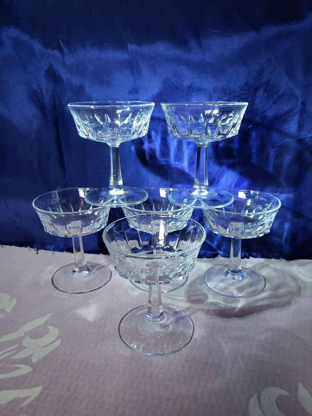 Case nove za zestoko pice kristal d'Argues francuska 70,80te. Case