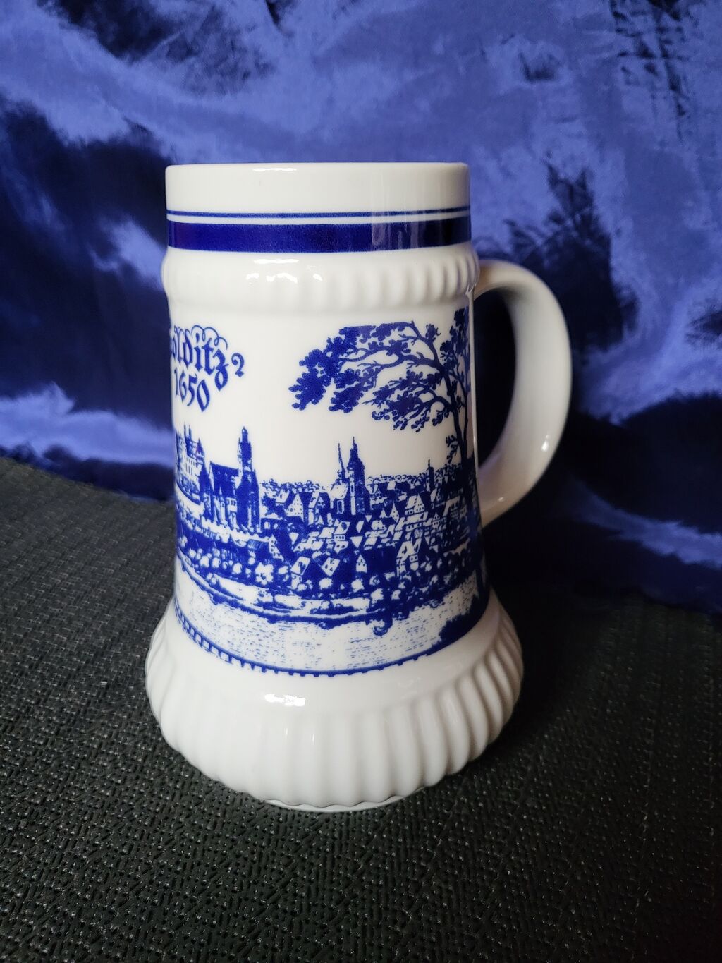 Krigla nova Istocna Nemacka 80te. Colditz porcelan. Krigla sve na