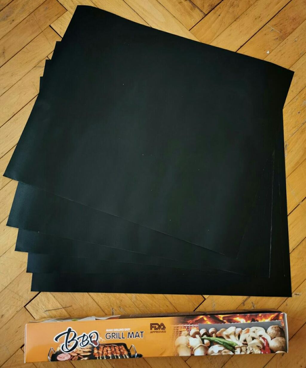 - Podloga za roštiljanje - Dimenzije: 40 x 33 CM - 5 podloga u