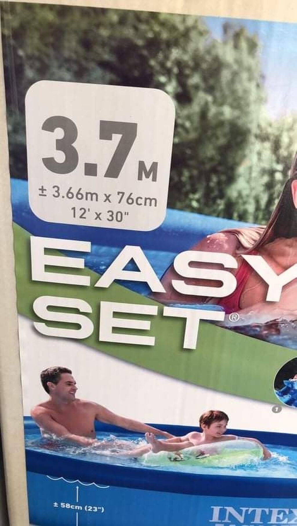 Bazen 366x76 obruc sa pumpom Cena 13000 dinara deo uplate obavezan