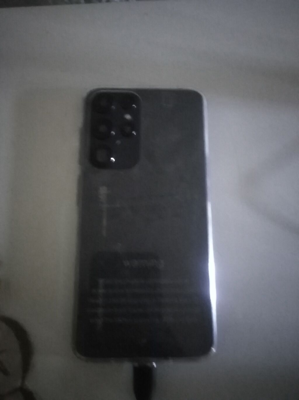 Samsung Galaxy A-serija (model sa „Infinity-U“ ekranom) - Ekran