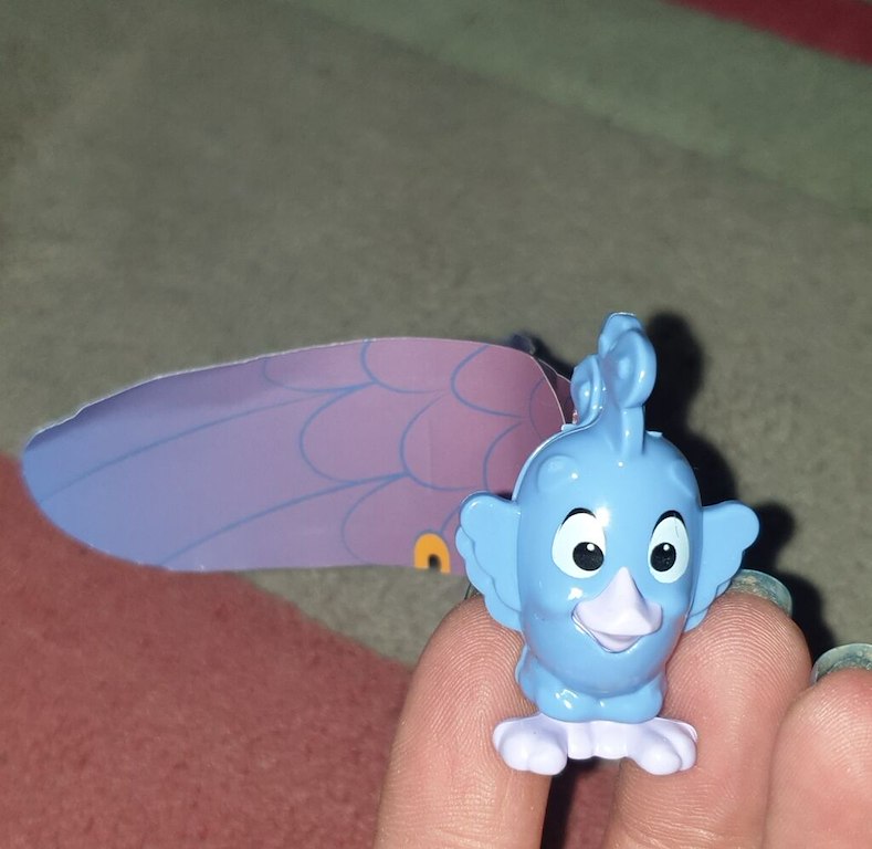 Kinder suprise igracka plava ptica