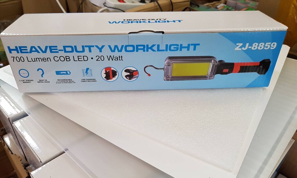 Led lampa sa magnetom - Punjiva lampa - 20 W Snažan magnet drži lampu