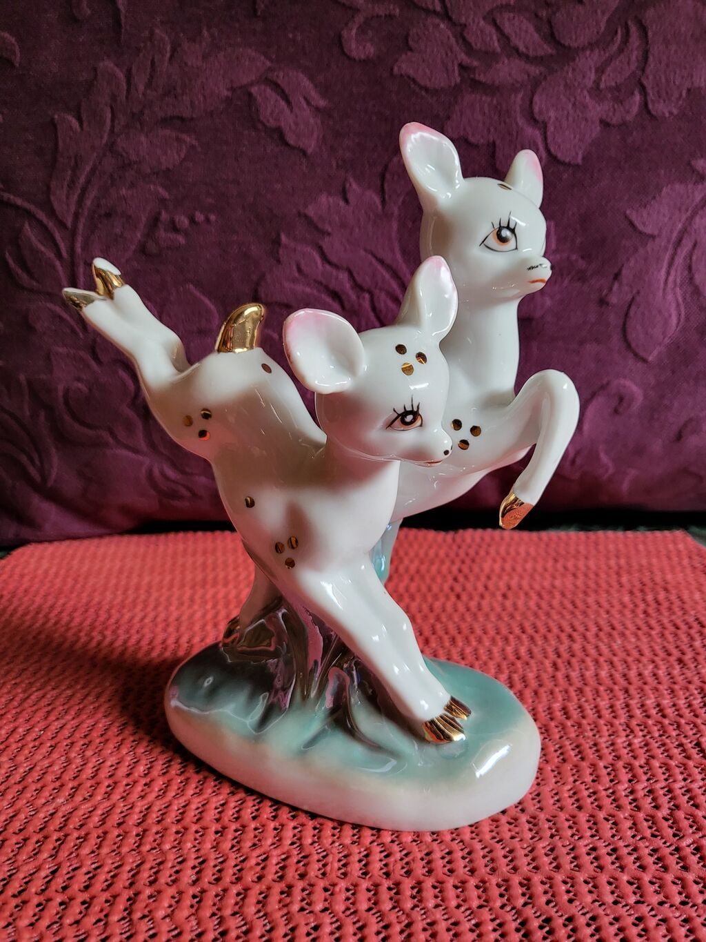 Figura nova porcelanska vintaz. Visina. 16cm