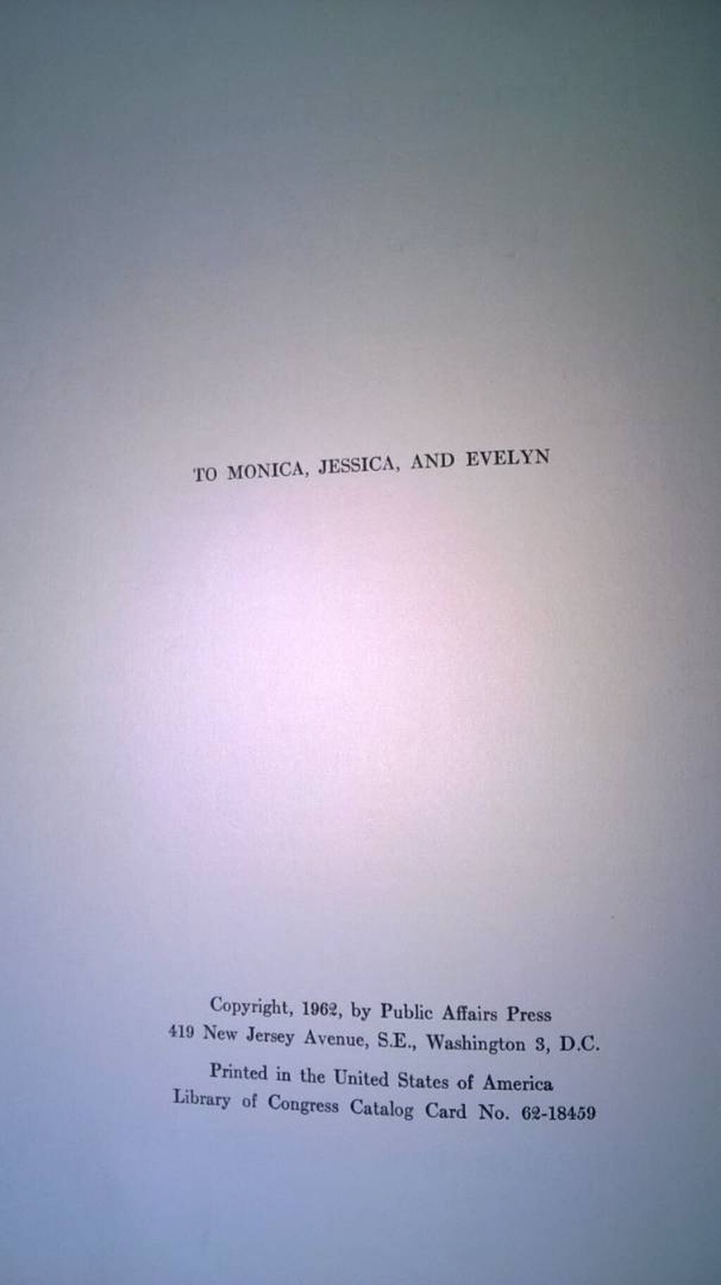 Knjiga:The strategy of disarmament,Henry Forbes,1962.god.158 str.,eng