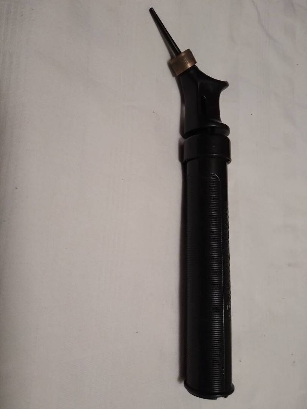 Mini pumpa za lopte 20 cm, dvosmerna sa plasicnom iglom