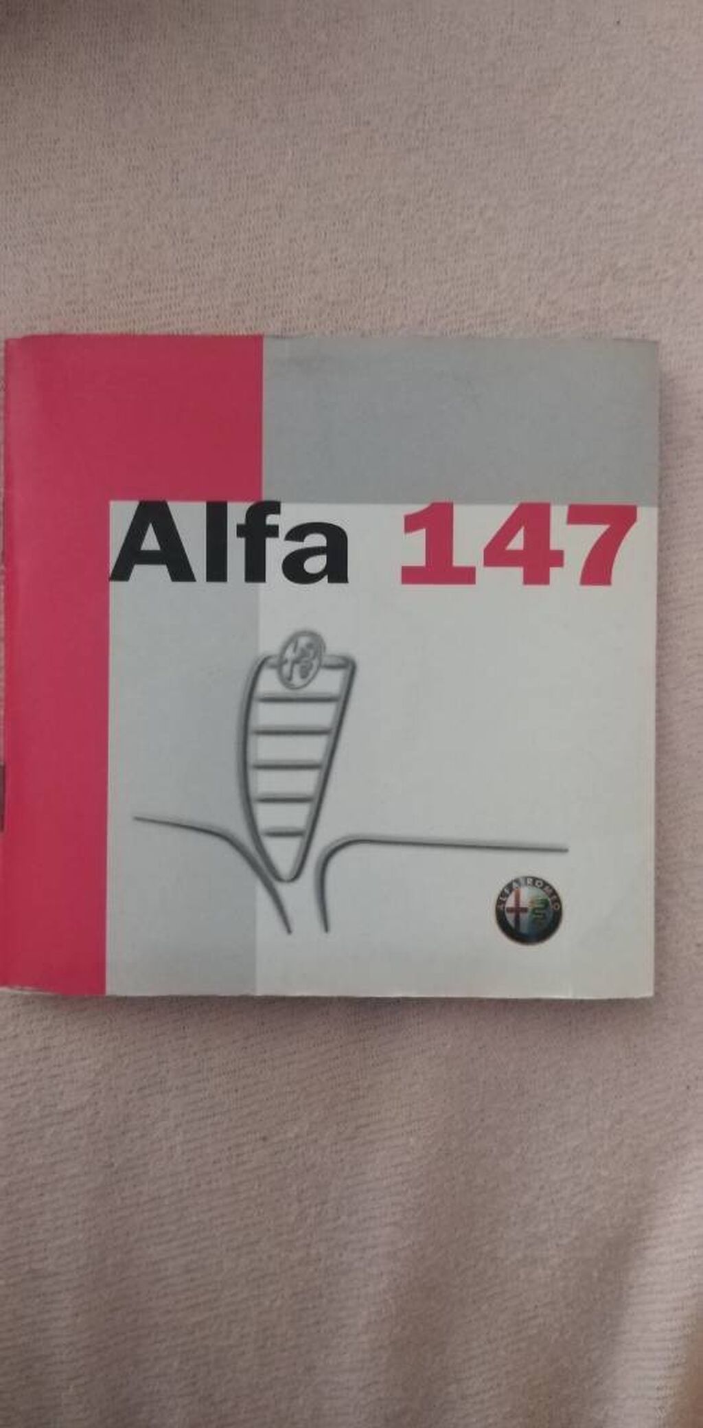 Cd pres info na 2 CD za Alfu 147, 2000.god. na 6 stranih jezika,nov