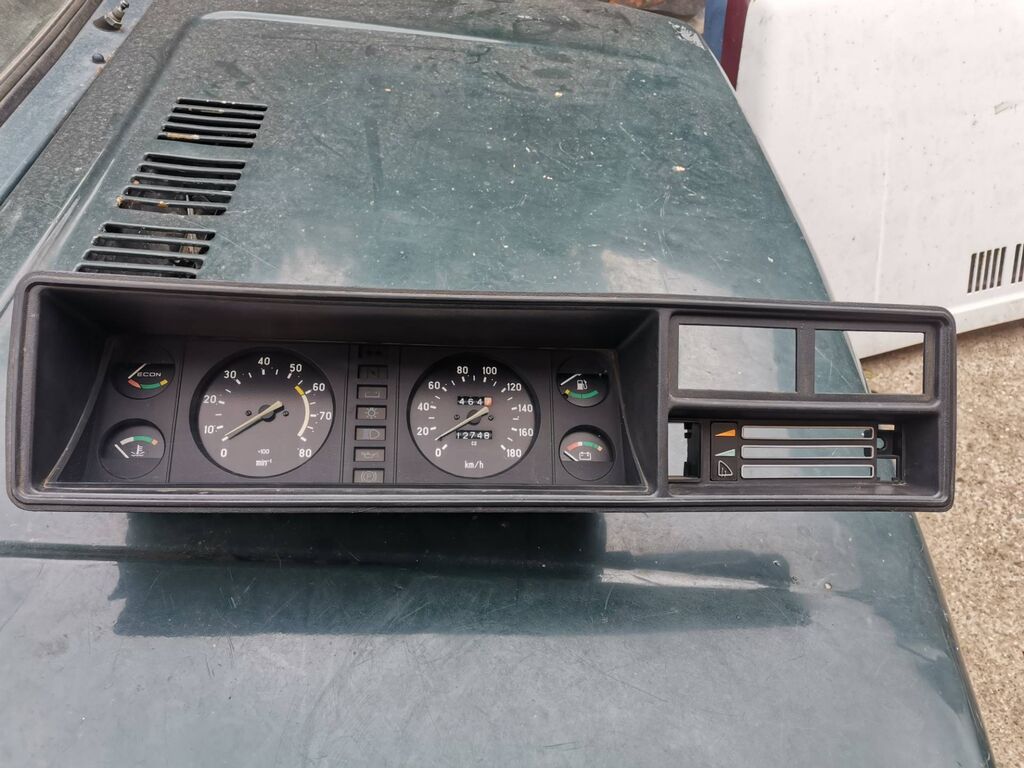 Kilometar sat Lada2107 Riva,2104 Karavan broj 4. Kompletan, ocuvan