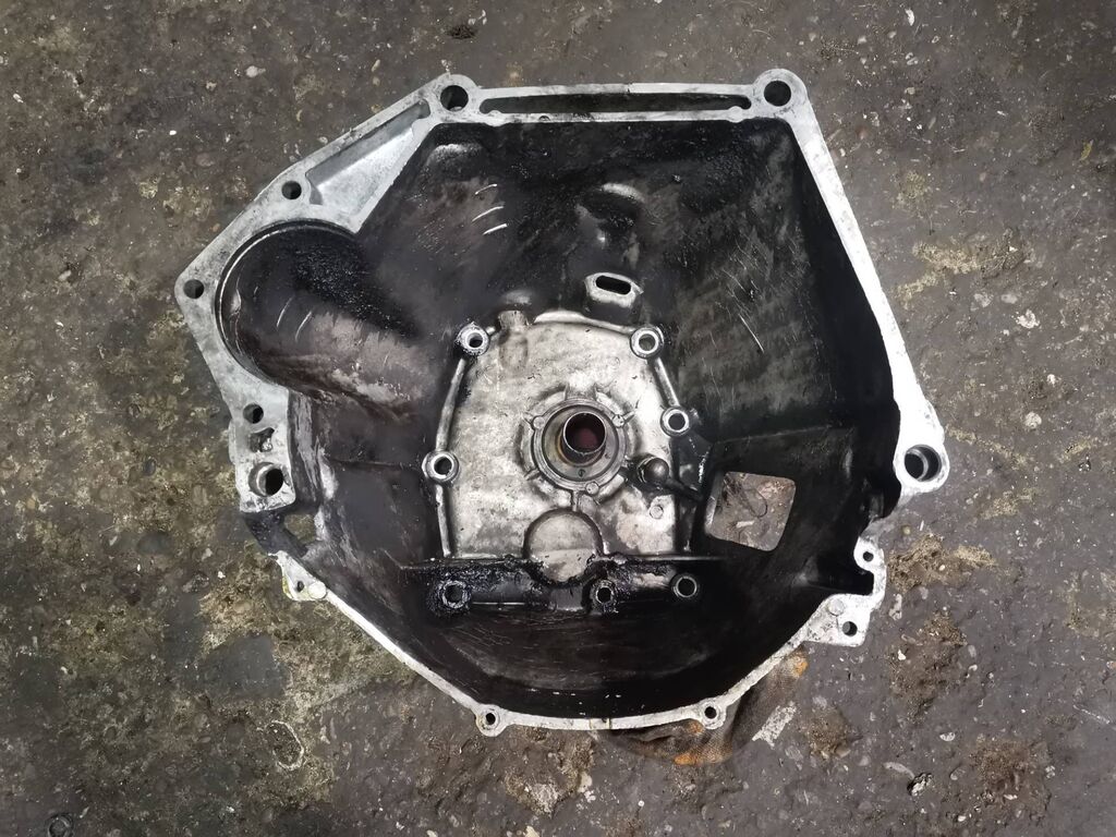 Zvono menjaca Lada 2121,21213,21214 Niva, Lada 7 Riva. Polovno