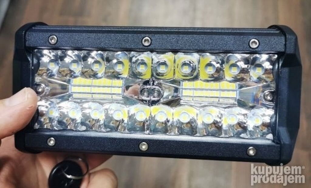 Dodatni reflektor farovi za automobile 1499 dinara