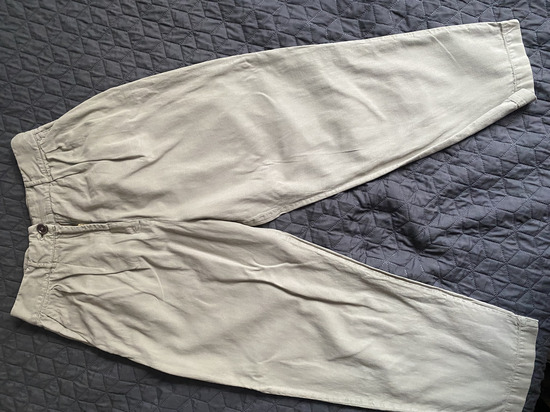 Zara svetlo zelene pantalone L
