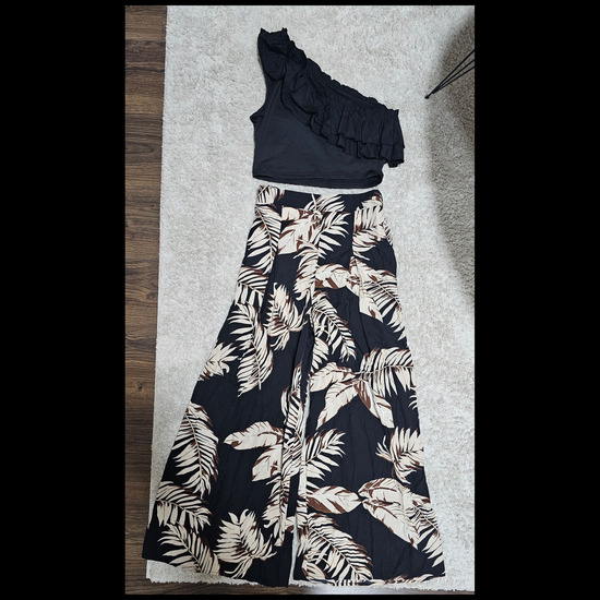 Komplet pantalone i top