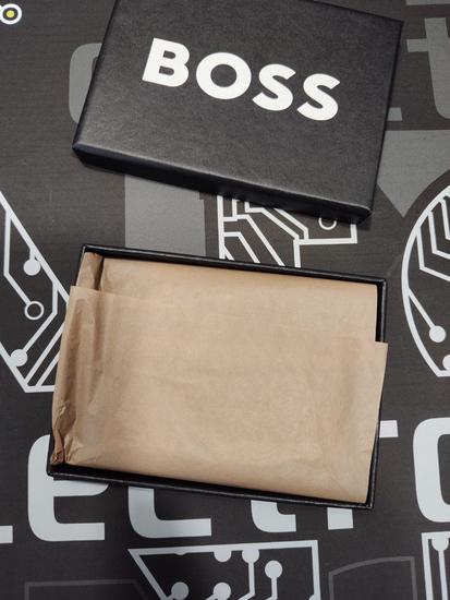 Novo! Original boss card holder