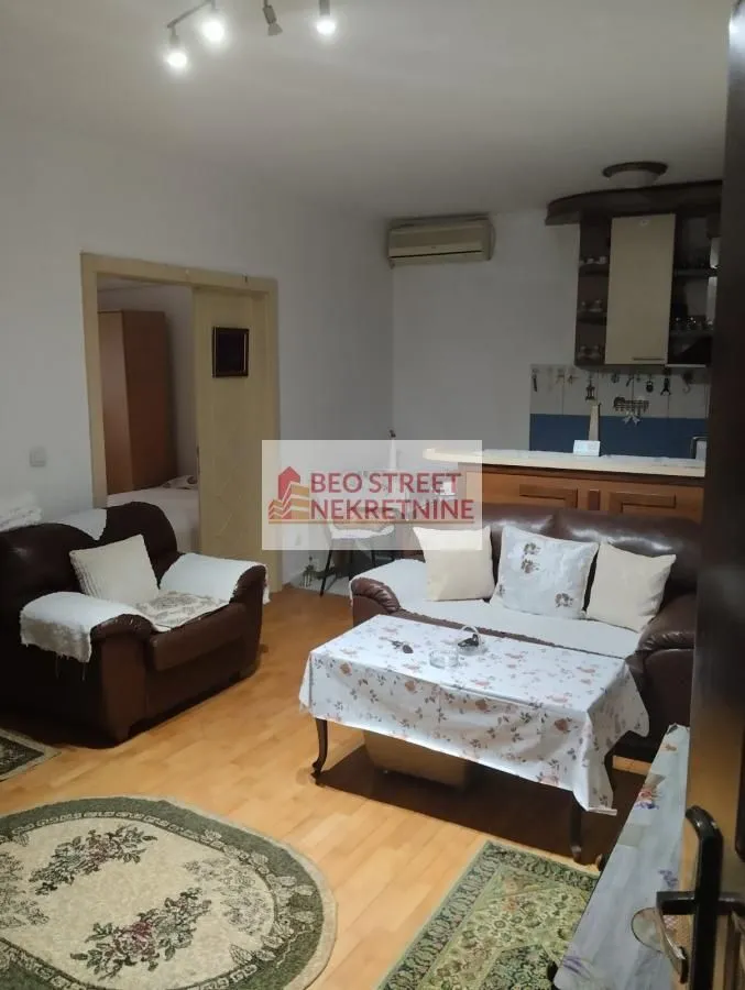 Izdavanje, trosoban stan, 63m², Višnjica, Palilula Sve Podlokacije