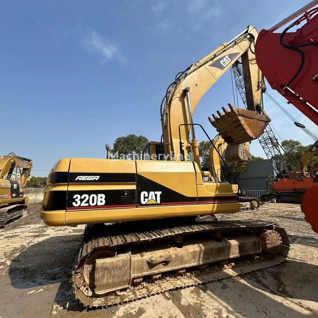 Caterpillar 320B bager guseničar