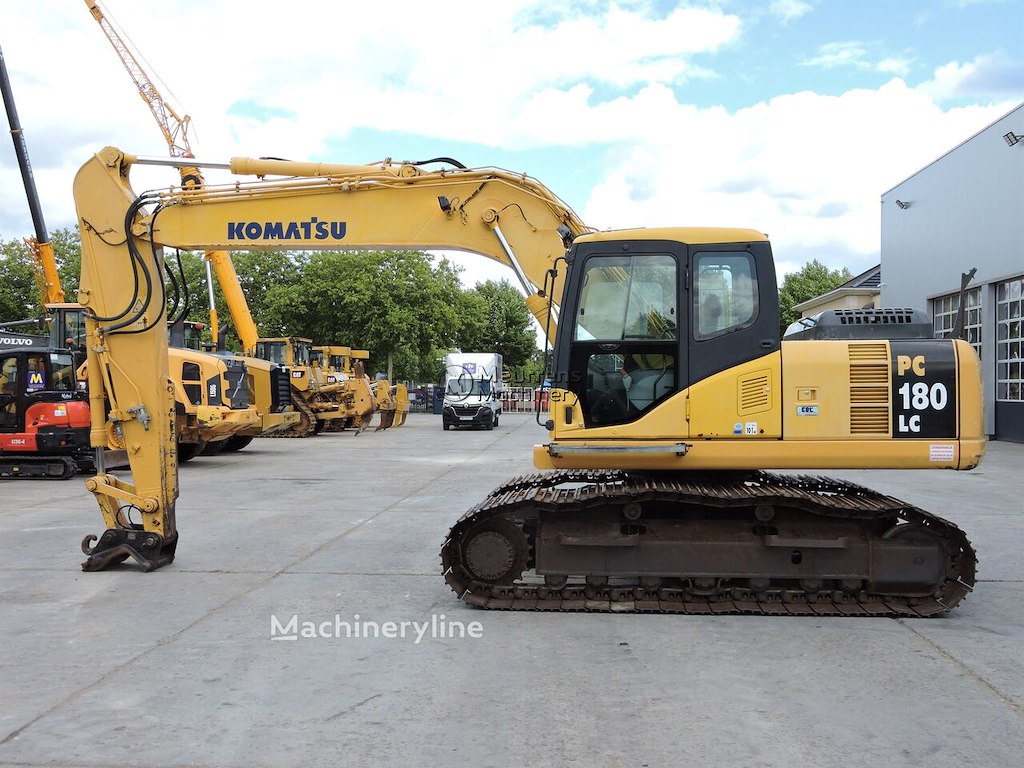 Komatsu PC180LX-7 bager guseničar