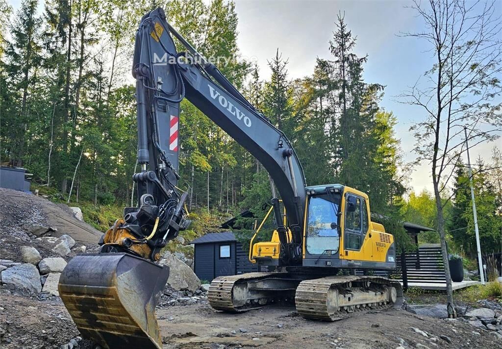 Volvo EC210BLC bager guseničar