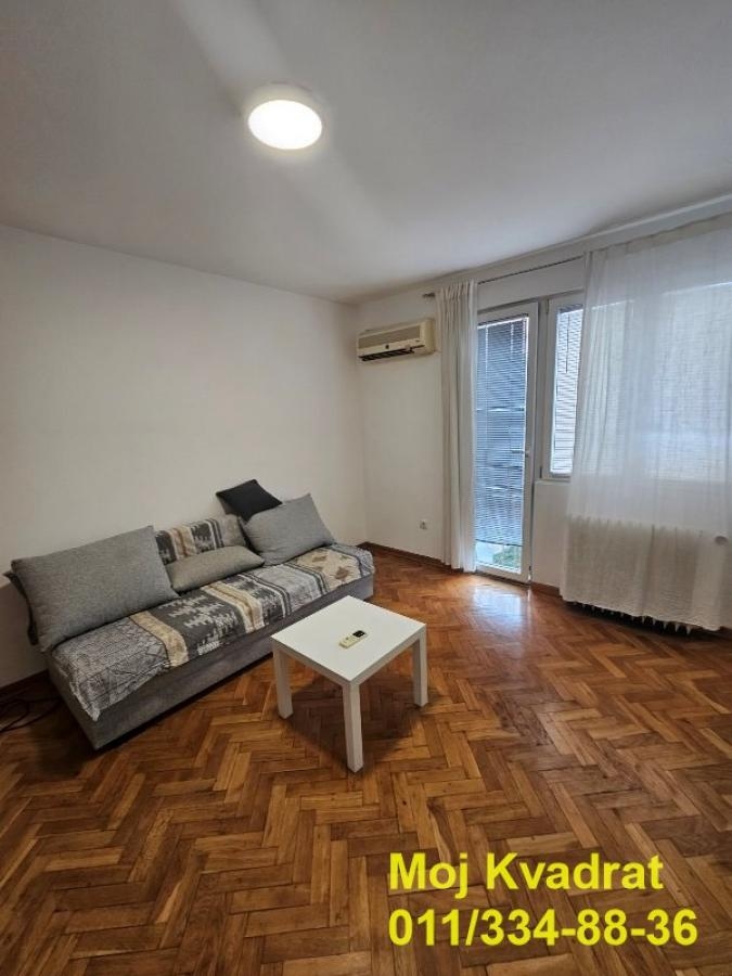 Voždovac, Autokomanda - Ranka Tajsića, 31m2
