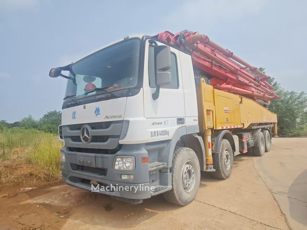 Sany na šasiji Mercedes-Benz Actros 4144 pumpa za beton