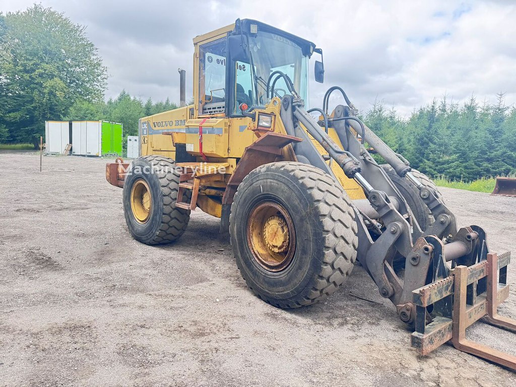 Volvo L90B prednji utovarivač