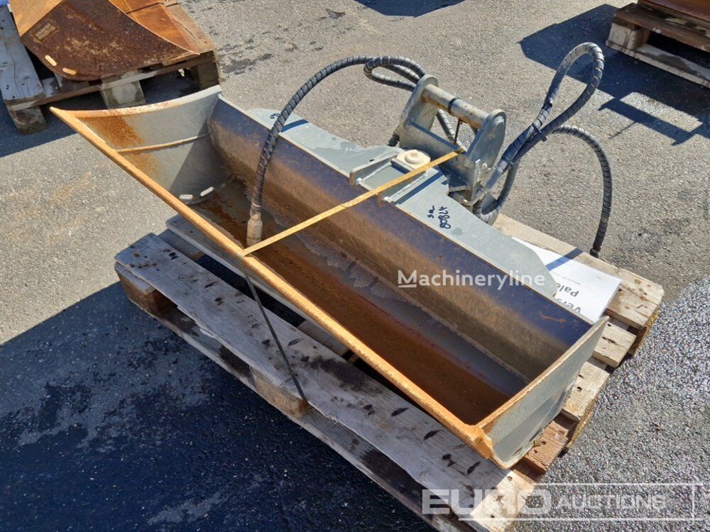 Prodaje se 46" kašiku za mini bager na aukciji