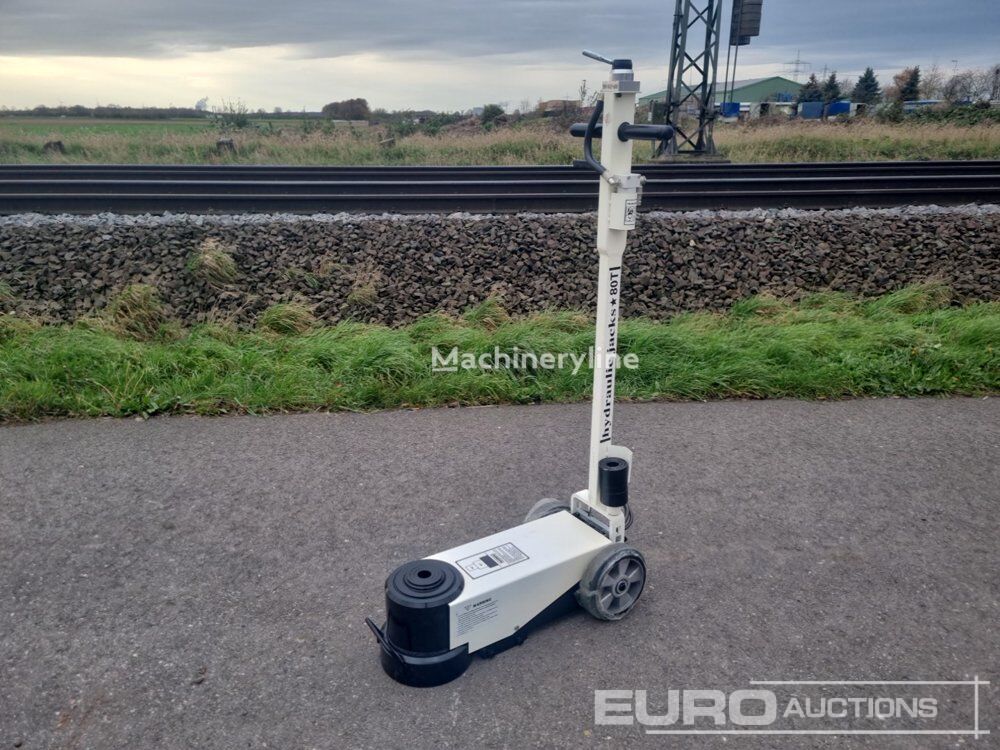 Prodaje se 80 Ton Pneumatic Pit Jack kašiku za prednje utovarivač na aukciji