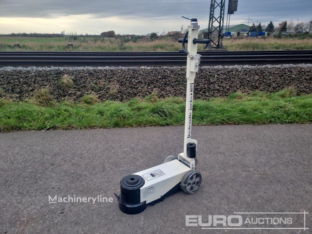 Prodaje se 80 Ton Pneumatic Pit Jack kašiku za prednje utovarivač na aukciji