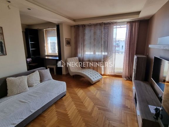Namešten 2.0 stan kod Štark arene, Blok 22, 65m2