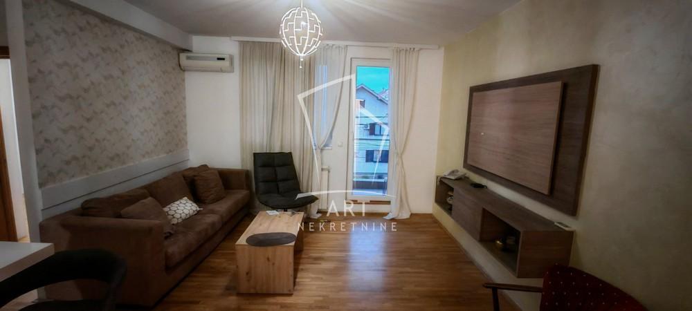 Milana Rakića, Dvoiposoban stan za izdavanje, 56m2, 630€