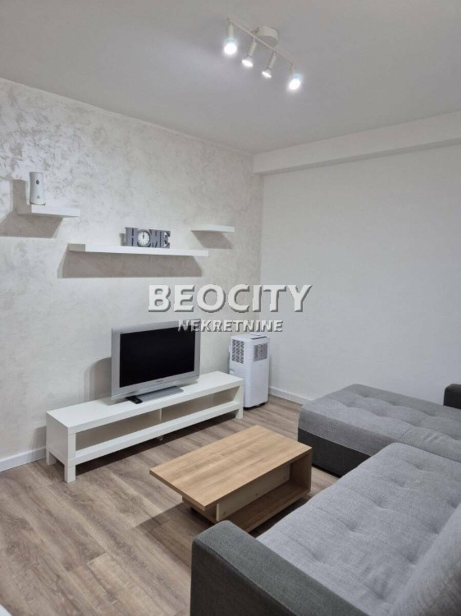 Novi Sad, Sajam, Majevička , 0.5, 22m2, 300EUR