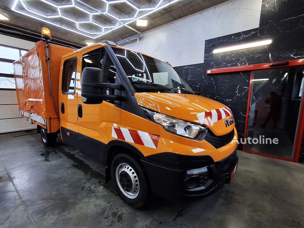 IVECO Daily 35-130 LIFT Hi-Matic Doppelkabine Webasto kamion s ceradom < 3.5t