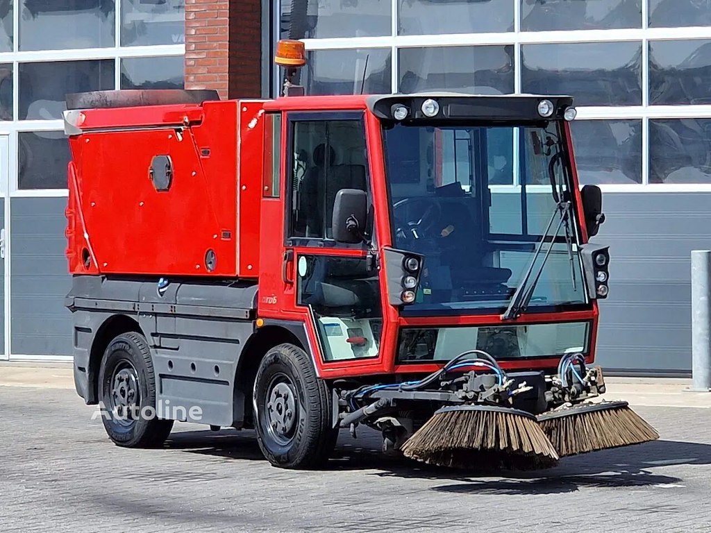 Schmidt Swingo 200 + - 4 wheel steering - Dutch Registration vozilo za čišćenje ulica