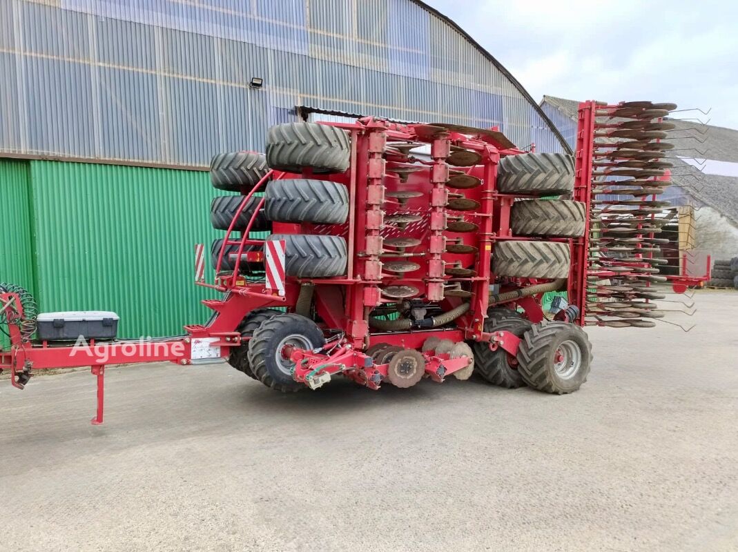 Kverneland U-Drill 6000 Frontreifenpacker kombinovana sejalica