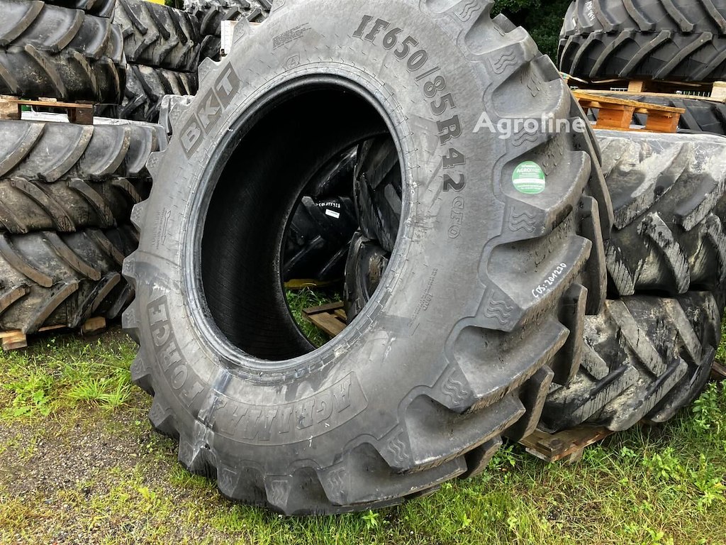 BKT 650/85 R 42 guma za traktore