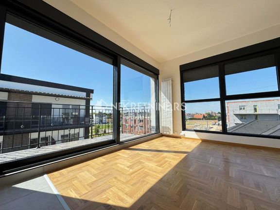 LUX NOVOGRADNJA SA GRAĐEVINSKOM DOZVOLOM