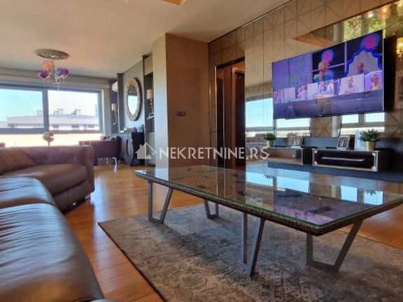 Novi Beograd - A Blok-Lux-Penthouse-176m2-Dva garažna mesta ID#3027