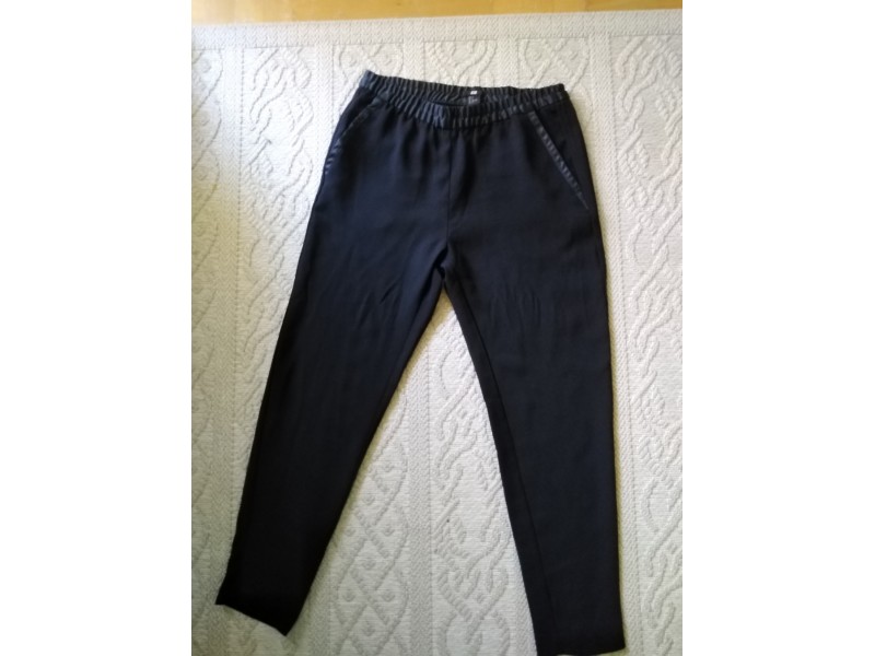 H&M, lagane crne pantalone, 36-38